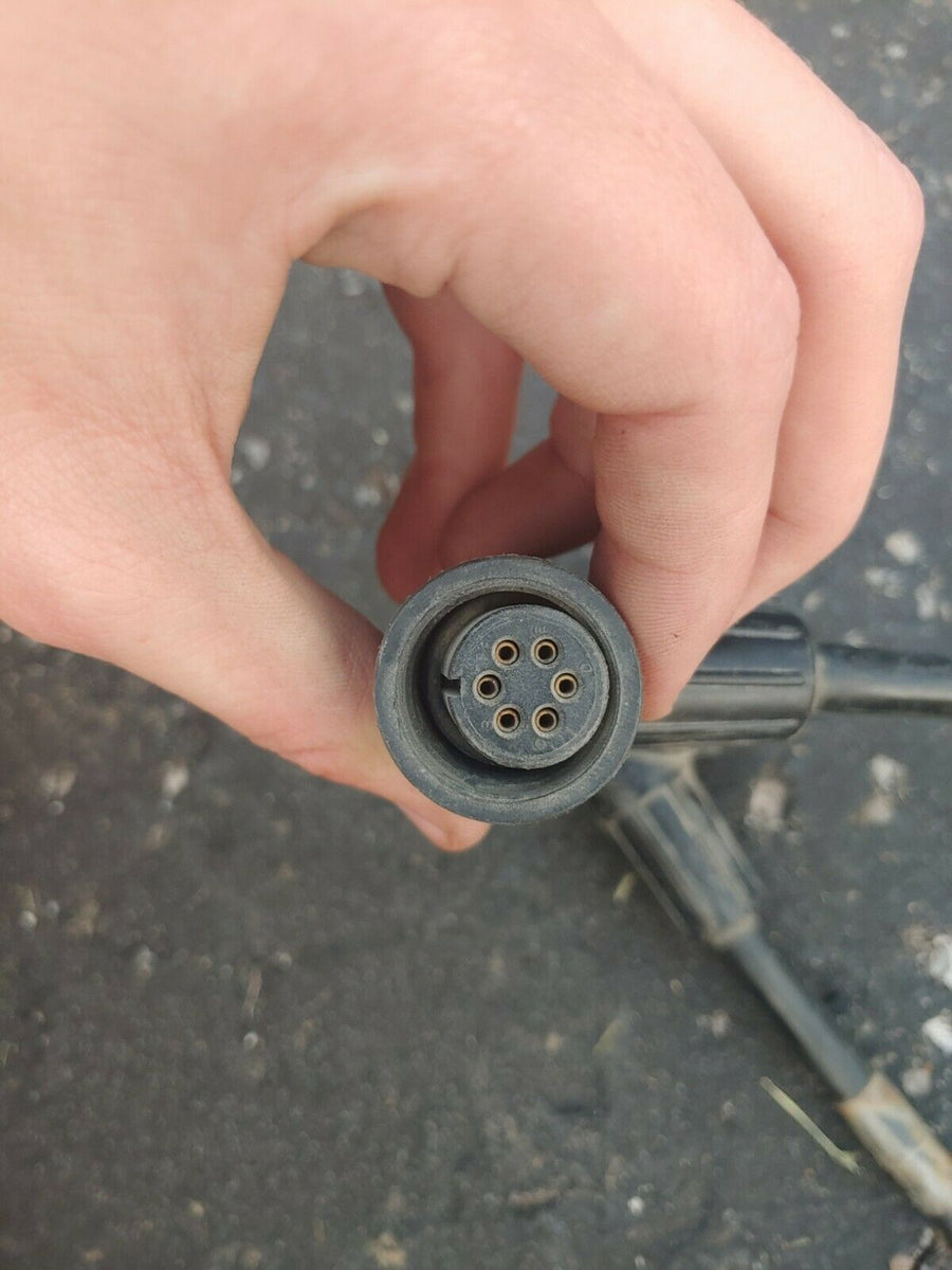 Trimble AS21 PM400 Auxiliary Coil Cable – International Surveying